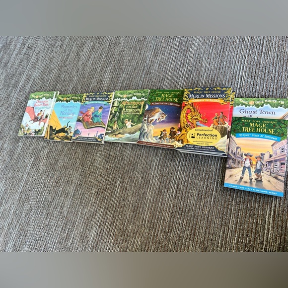 Scholastic | Toys | 4 Magic Tree House Books Merlin Missions Super ...